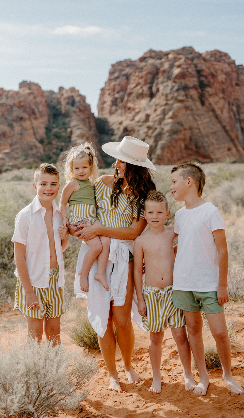 Family Matching Swim – Kortni Jeane